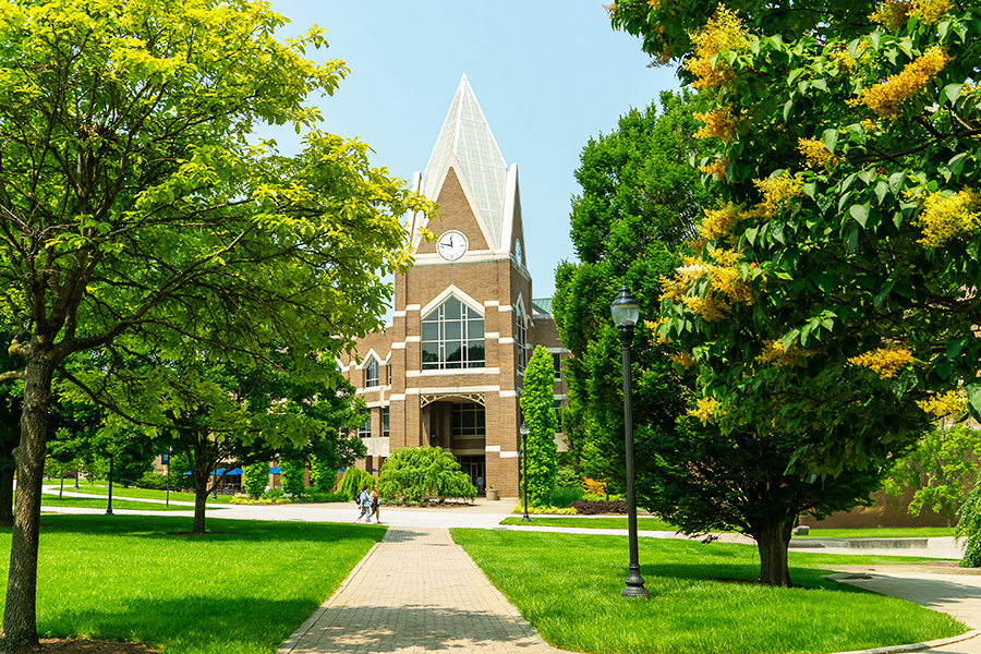 Xavier University again named College of Distinction - Xavier Now ...